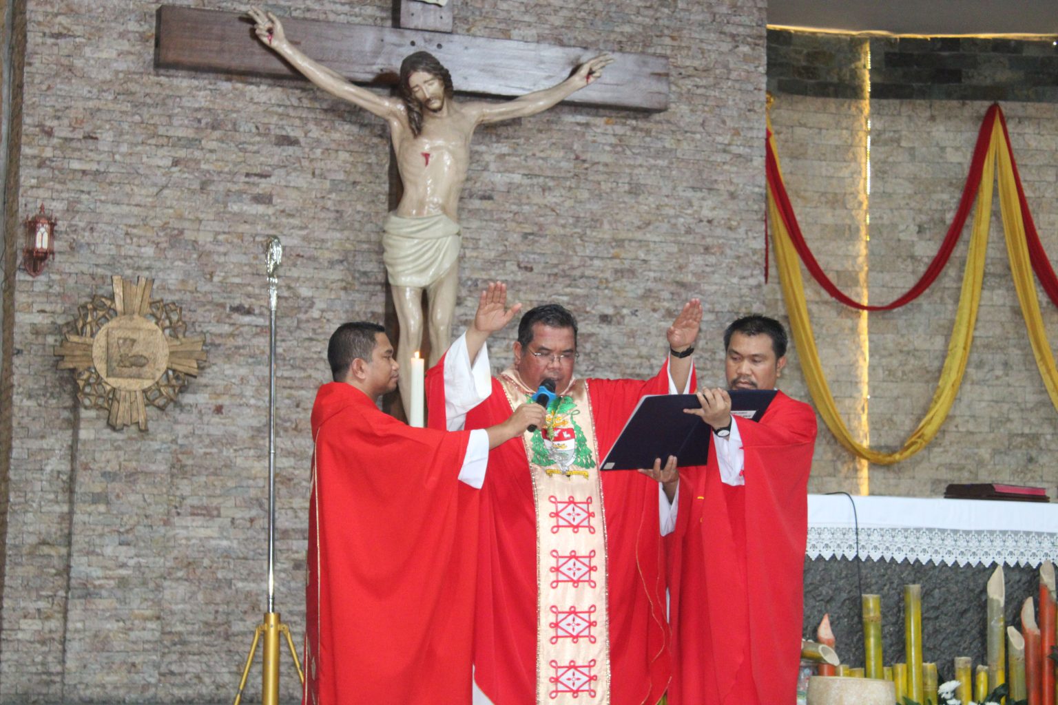 Paroki Santo Fransiskus Assisi padang bulan Medan - Pace E Bene.